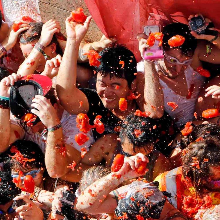 Top 9 Shocking Festivals in Spain You Won't Believe! - Travelarii